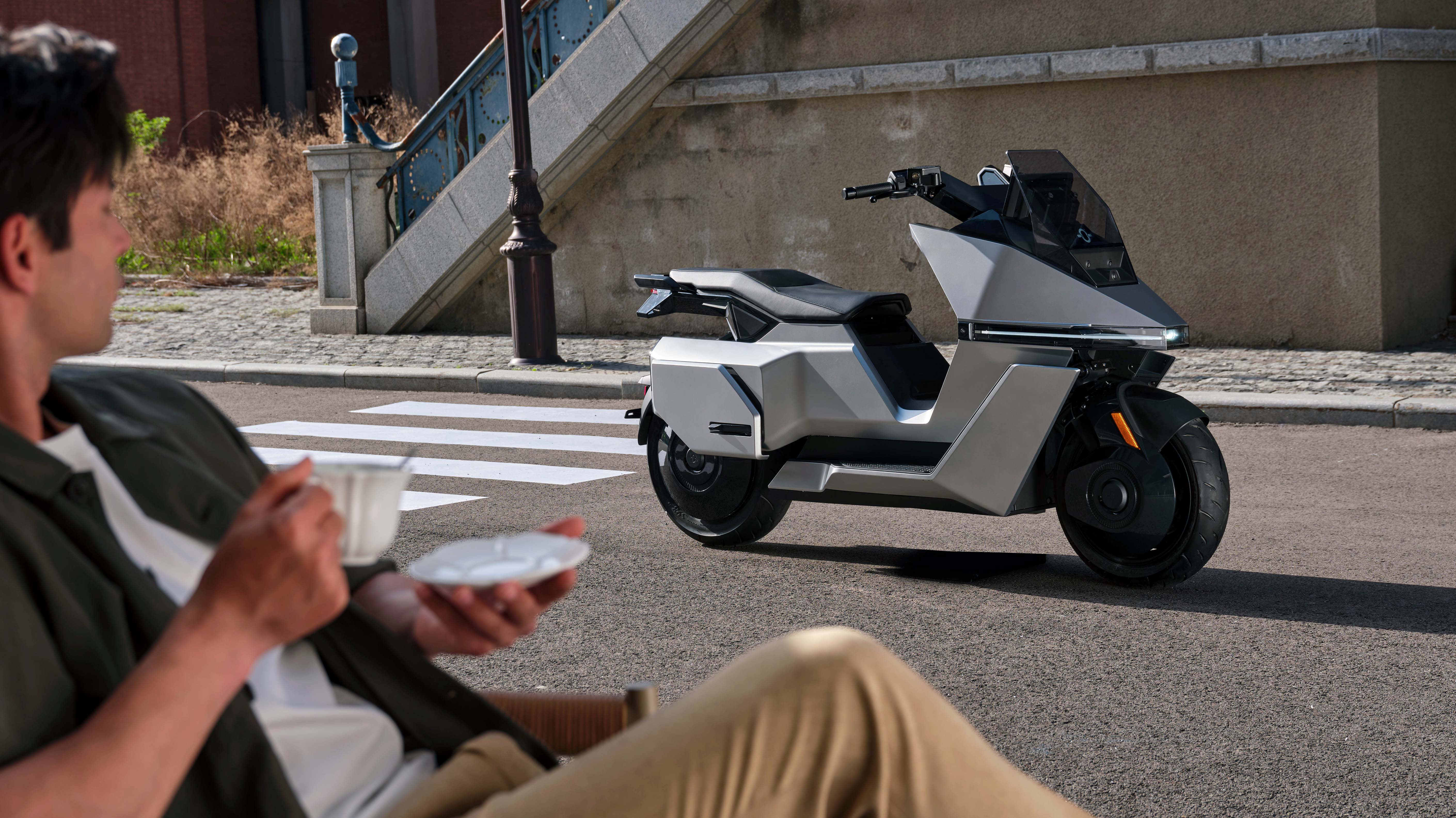 OMOWAY | Redefining Smart Electric Riding